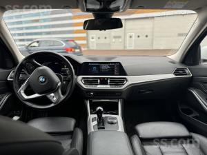 Balts BMW 330 2021 Rīga, ar dzinēja tilpumu 2.00 L un nobraukumu 60 tūkst. km par 25000 €, foto 8 vietnē AUTOMOTO.COM.LV