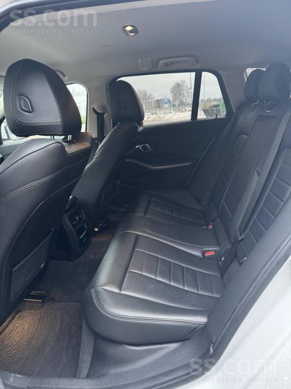 Balts BMW 330 2021 Rīga, ar dzinēja tilpumu 2.00 L un nobraukumu 60 tūkst. km par 25000 €, foto 8 vietnē AUTOMOTO.COM.LV