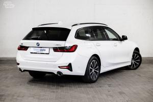 White BMW 330 2021 in Vilnius, with an engine capacity of 2.00 L and mileage of 151 thousand km for 24991 €, photo 20 on AUTOMOTO.COM.LV