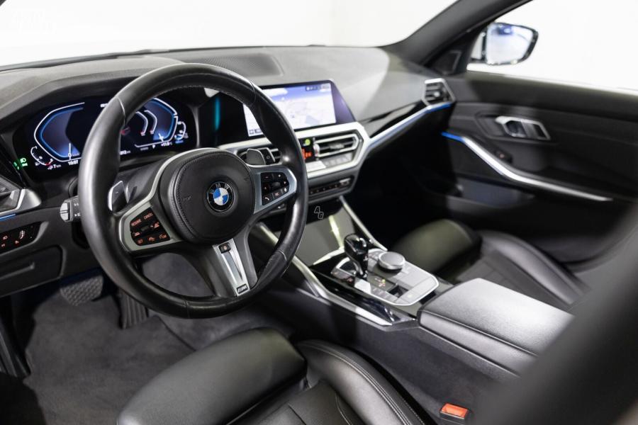 White BMW 330 2021 in Vilnius, with an engine capacity of 2.00 L and mileage of 151 thousand km for 24991 €, photo 31 on AUTOMOTO.COM.LV