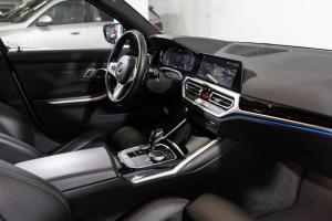 White BMW 330 2021 in Vilnius, with an engine capacity of 2.00 L and mileage of 151 thousand km for 24991 €, photo 43 on AUTOMOTO.COM.LV