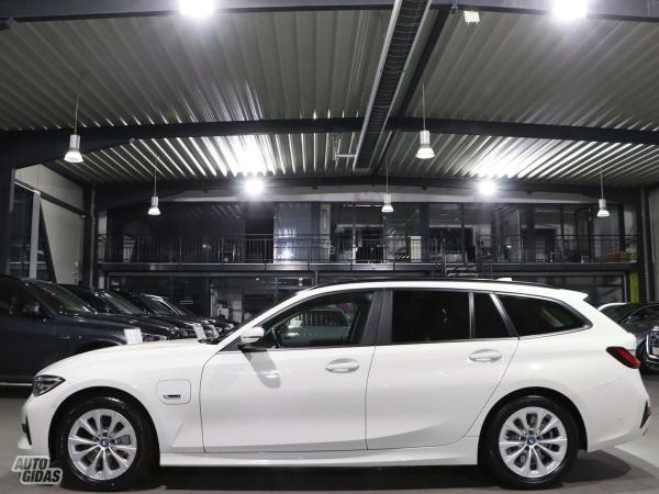 Balts BMW 330 2022 Kauņa, ar dzinēja tilpumu 2.00 L un nobraukumu 62 tūkst. km par 31589 €, foto 7 vietnē AUTOMOTO.COM.LV