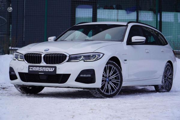 Balts BMW 330 2022 Rīga, ar dzinēja tilpumu 2.00 L un nobraukumu 185 tūkst. km par 24490 €, foto 3 vietnē AUTOMOTO.COM.LV
