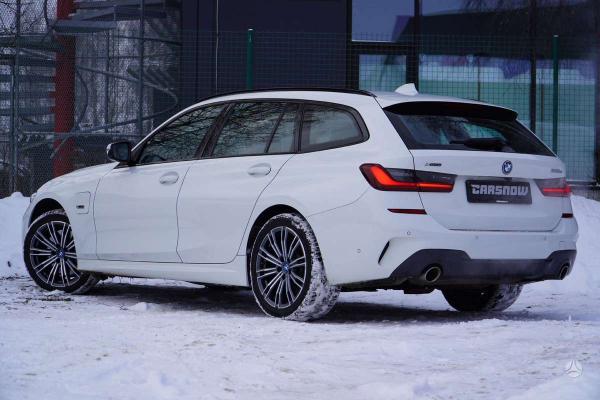 Balts BMW 330 2022 Rīga, ar dzinēja tilpumu 2.00 L un nobraukumu 185 tūkst. km par 24490 €, foto 10 vietnē AUTOMOTO.COM.LV