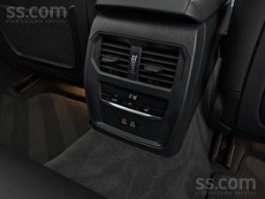 White BMW 330 2022 in Tukums, with an engine capacity of 2.00 L and mileage of 186 thousand km for 24990 €, photo 33 on AUTOMOTO.COM.LV
