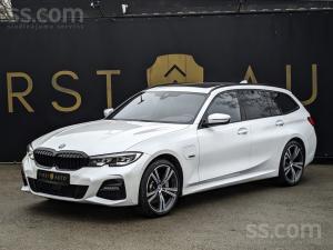 White BMW 330 2022 in Tukums, with an engine capacity of 2.00 L and mileage of 186 thousand km for 24990 €, photo 36 on AUTOMOTO.COM.LV