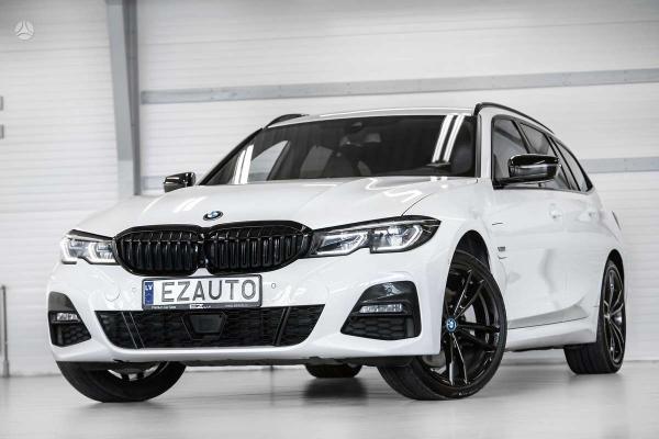 White BMW 330 2022 in Tukums, with an engine capacity of 2.00 L and mileage of 169 thousand km for 25777 €, photo 1 on AUTOMOTO.COM.LV