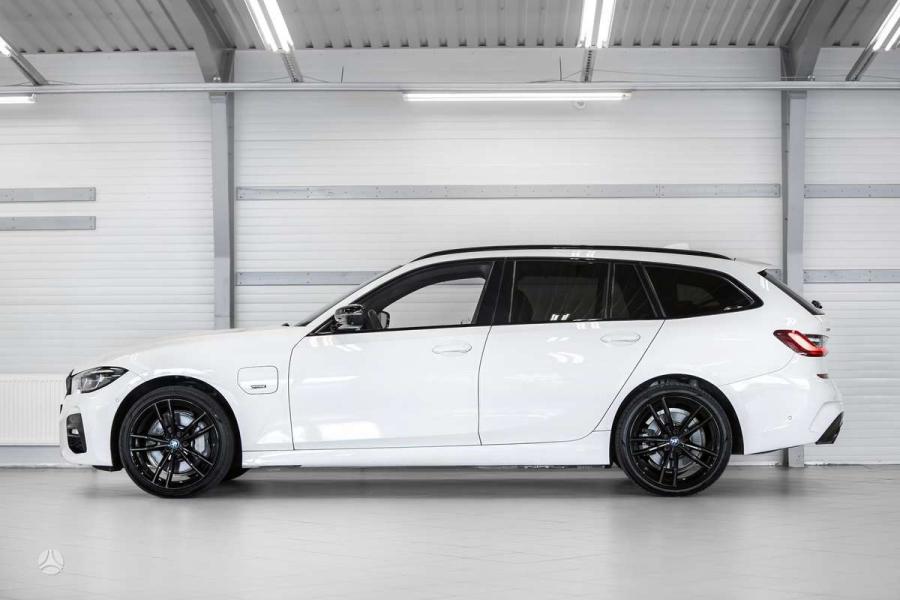 Balts BMW 330 2022 Tukums, ar dzinēja tilpumu 2.00 L un nobraukumu 169 tūkst. km par 25777 €, foto 8 vietnē AUTOMOTO.COM.LV