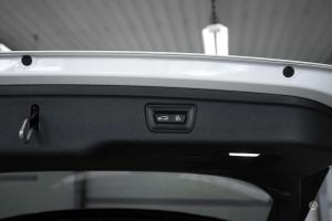 Balts BMW 330 2022 Tukums, ar dzinēja tilpumu 2.00 L un nobraukumu 169 tūkst. km par 25777 €, foto 40 vietnē AUTOMOTO.COM.LV