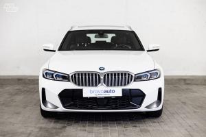 White BMW 330 2023 in Vilnius, with an engine capacity of 2.00 L and mileage of 116 thousand km for 33991 €, photo 5 on AUTOMOTO.COM.LV