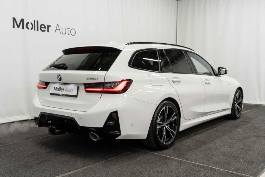 Balts BMW 330 2023 Tallina, ar dzinēja tilpumu 2.00 L un nobraukumu 110 tūkst. km par 33900 €, foto 5 vietnē AUTOMOTO.COM.LV