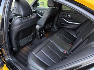 Dzeltens BMW 330 2019 Viļņa, ar dzinēja tilpumu 2.00 L un nobraukumu 55 tūkst. km par 28500 €, foto 37 vietnē AUTOMOTO.COM.LV