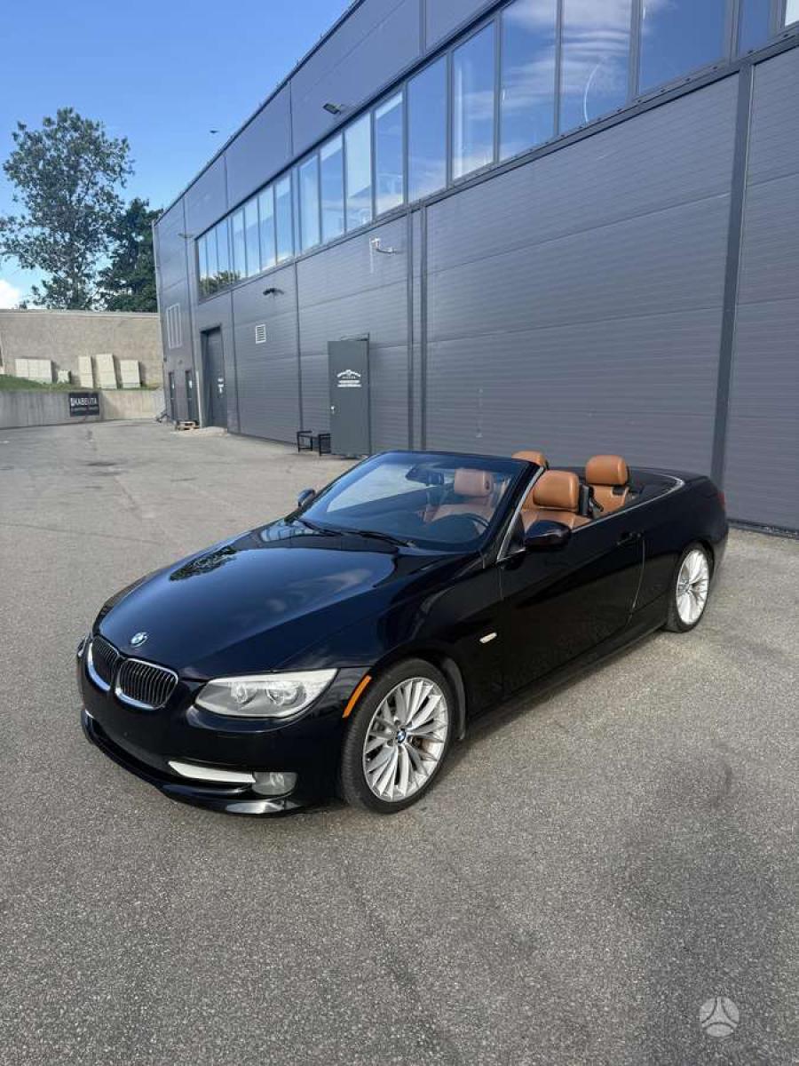 Black BMW 335 2011 in Klaipeda, with an engine capacity of 3.00 L and mileage of 290 thousand km for 10500 €, photo 8 on AUTOMOTO.COM.LV