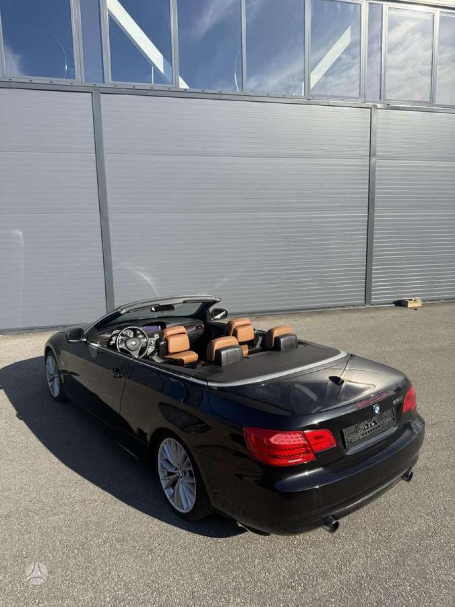 Black BMW 335 2011 in Klaipeda, with an engine capacity of 3.00 L and mileage of 290 thousand km for 10500 €, photo 11 on AUTOMOTO.COM.LV