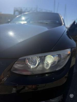 Black BMW 335 2011 in Klaipeda, with an engine capacity of 3.00 L and mileage of 290 thousand km for 10500 €, photo 14 on AUTOMOTO.COM.LV