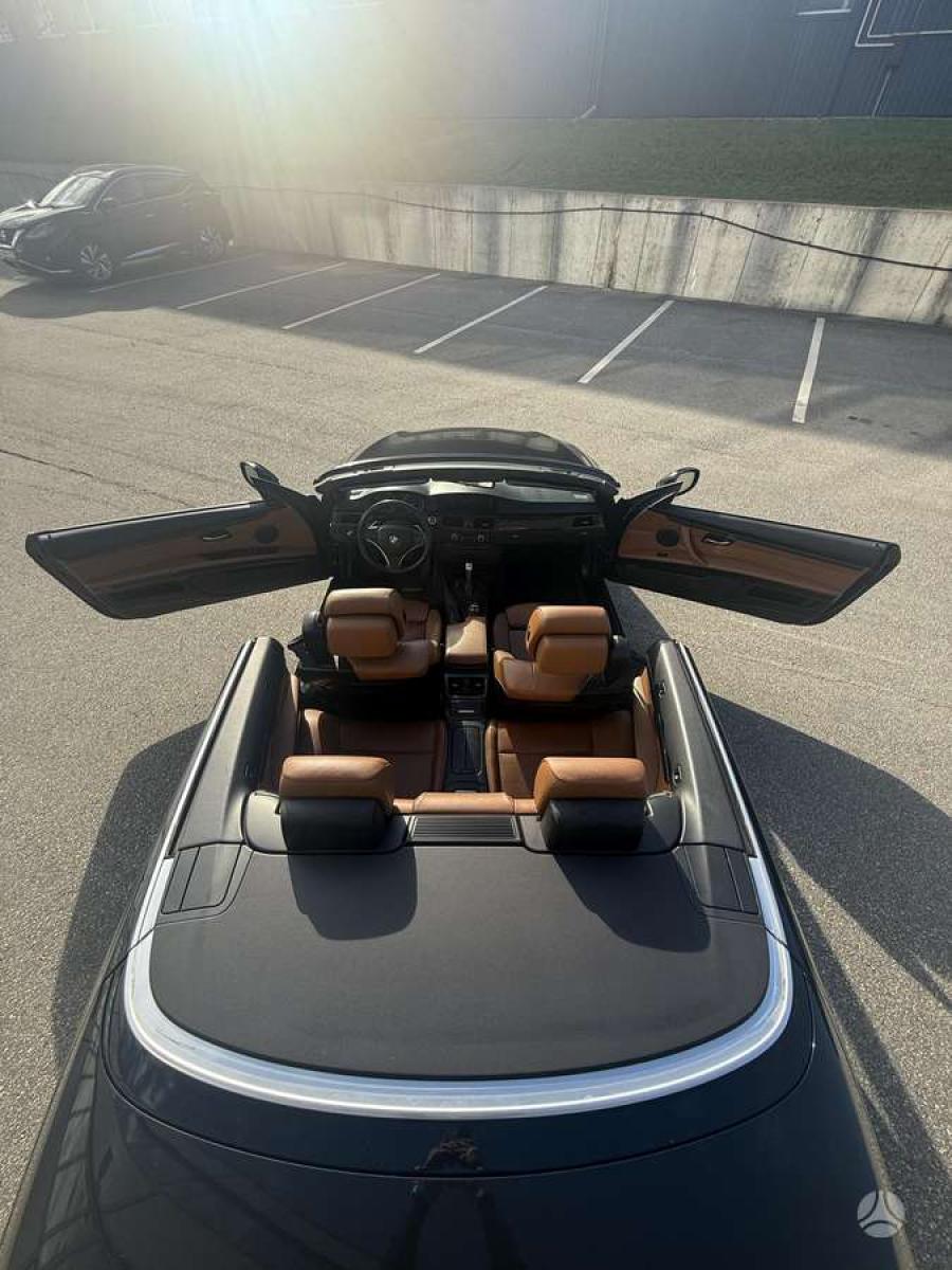 Black BMW 335 2011 in Klaipeda, with an engine capacity of 3.00 L and mileage of 290 thousand km for 10500 €, photo 23 on AUTOMOTO.COM.LV