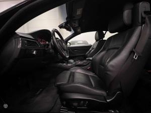 Black BMW 335 2011 in Vilnius, with an engine capacity of 3.00 L and mileage of 231 thousand km for 12699 €, photo 13 on AUTOMOTO.COM.LV
