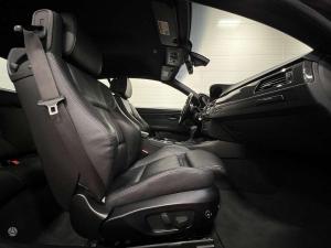 Black BMW 335 2011 in Vilnius, with an engine capacity of 3.00 L and mileage of 231 thousand km for 12699 €, photo 17 on AUTOMOTO.COM.LV
