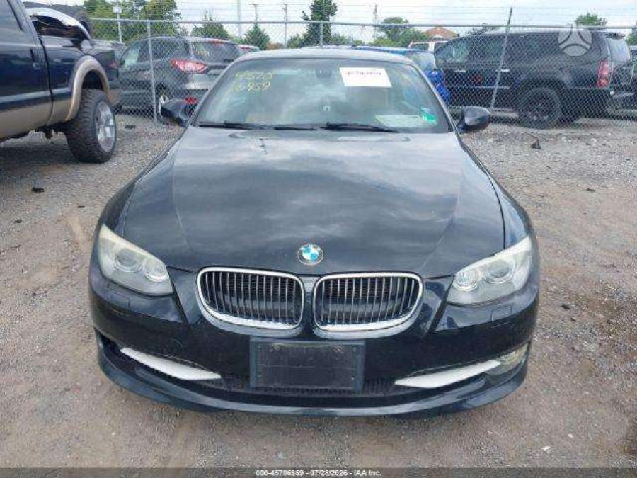 Black BMW 335 2011 in Klaipeda, with an engine capacity of 3.00 L and mileage of 64 thousand km for 5000 €, photo 3 on AUTOMOTO.COM.LV
