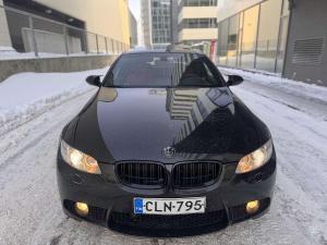 Black BMW 335 2008 in Vilnius, with an engine capacity of 2.99 L and mileage of 387 thousand km for 8850 €, photo 2 on AUTOMOTO.COM.LV
