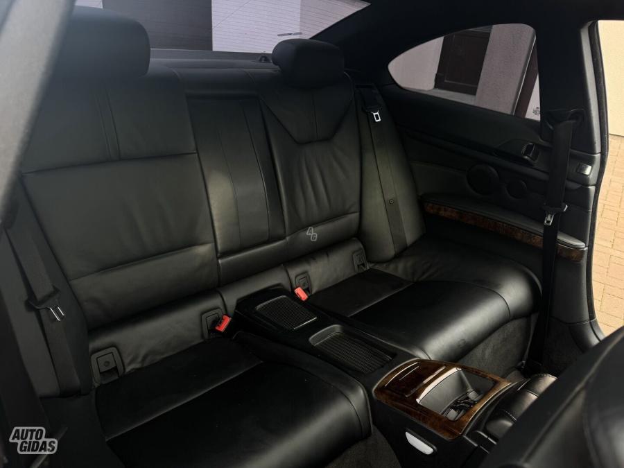 Melns BMW 335 2009 Viļņa, ar dzinēja tilpumu 3.00 L un nobraukumu 155 tūkst. km par 10000 €, foto 15 vietnē AUTOMOTO.COM.LV