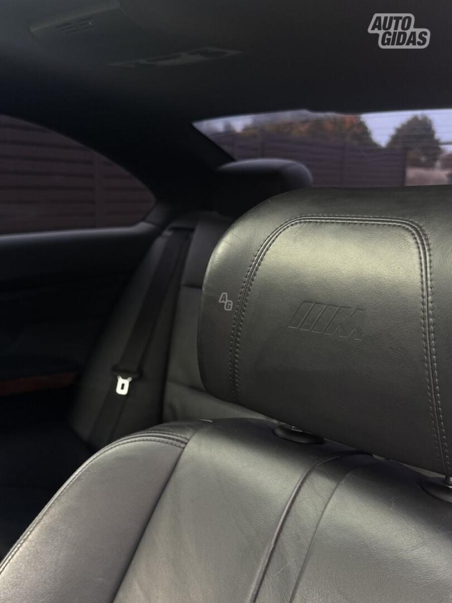 Melns BMW 335 2009 Viļņa, ar dzinēja tilpumu 3.00 L un nobraukumu 155 tūkst. km par 10000 €, foto 16 vietnē AUTOMOTO.COM.LV