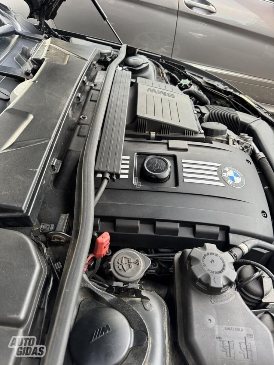 Melns BMW 335 2009 Viļņa, ar dzinēja tilpumu 3.00 L un nobraukumu 155 tūkst. km par 10000 €, foto 20 vietnē AUTOMOTO.COM.LV