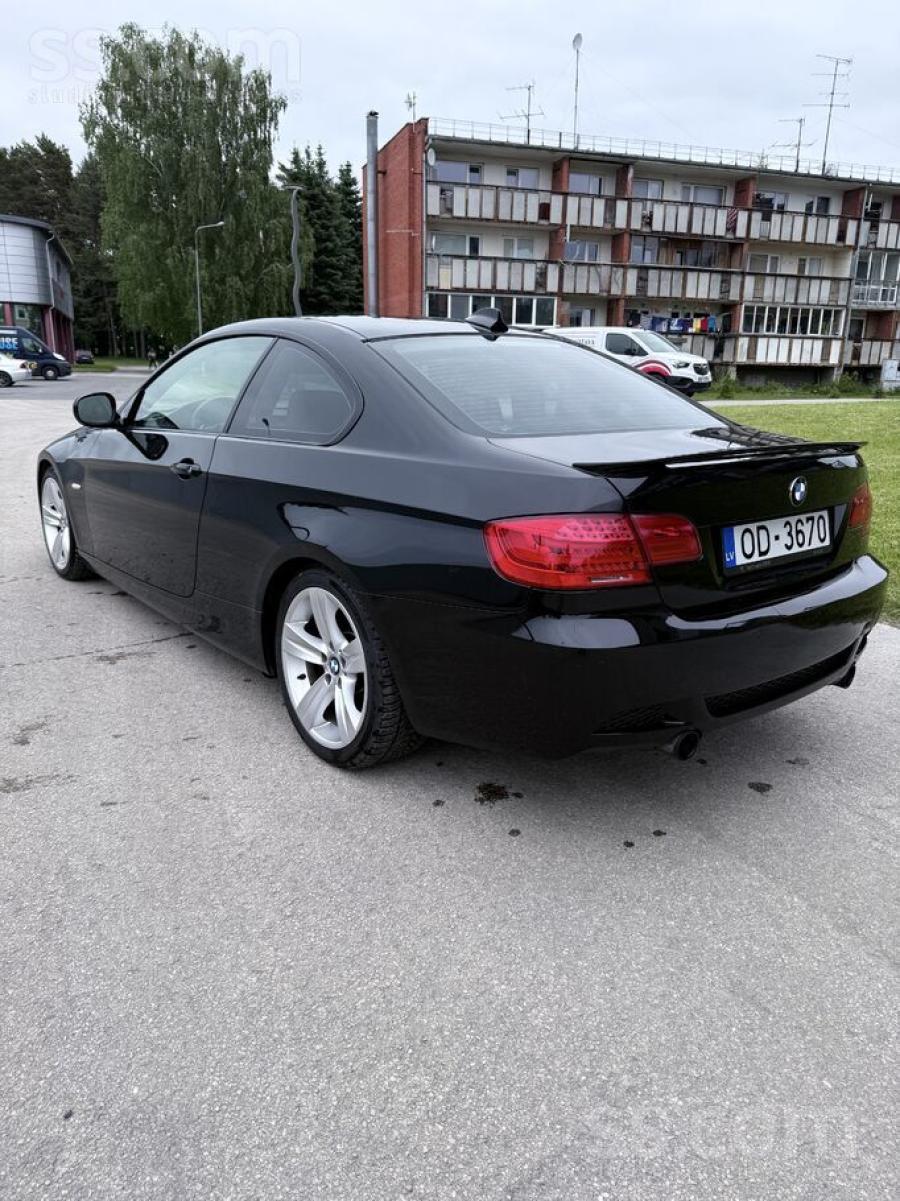 Черный БМВ 335 2010 в Рига, объемом двигателя 3.00 л и пробегом 226 тыс. км за 11500 €, фото 5 на AUTOMOTO.COM.LV