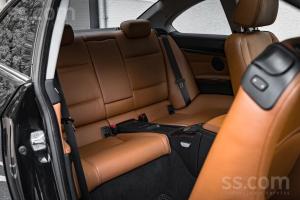 Черный БМВ 335 2010 в Рига, объемом двигателя 3.00 л и пробегом 226 тыс. км за 10500 €, фото 12 на AUTOMOTO.COM.LV