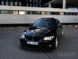 Melns BMW 335 2011 Rīga, ar dzinēja tilpumu 3.00 L un nobraukumu 192 tūkst. km par 14800 €, foto  vietnē AUTOMOTO.COM.LV