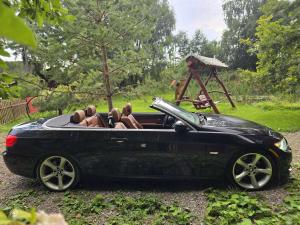 Black BMW 335 2011 in Radviliskis, with an engine capacity of 3.00 L and mileage of 180 thousand km for 4650 €, photo 12 on AUTOMOTO.COM.LV