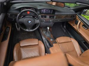 Black BMW 335 2011 in Radviliskis, with an engine capacity of 3.00 L and mileage of 180 thousand km for 4650 €, photo 14 on AUTOMOTO.COM.LV