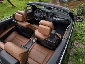Black BMW 335 2011 in Radviliskis, with an engine capacity of 3.00 L and mileage of 180 thousand km for 4650 €, photo 16 on AUTOMOTO.COM.LV