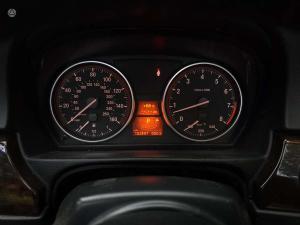 Black BMW 335 2011 in Radviliskis, with an engine capacity of 3.00 L and mileage of 180 thousand km for 4650 €, photo 18 on AUTOMOTO.COM.LV