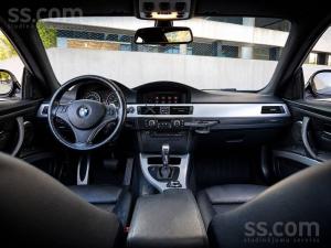 Black BMW 335 2011 in Jurmala, with an engine capacity of 3.00 L and mileage of 196 thousand km for 13500 €, photo 5 on AUTOMOTO.COM.LV
