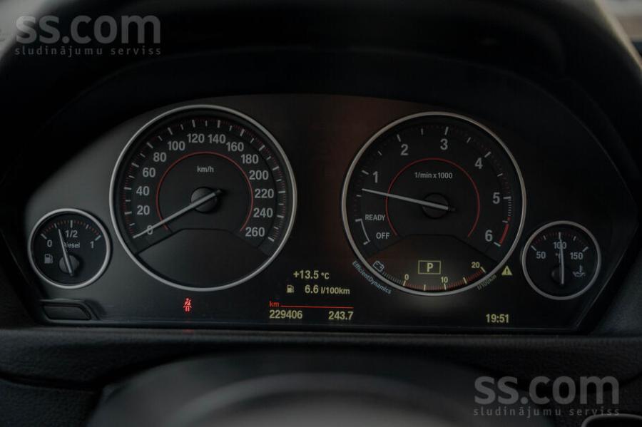 Melns BMW 335 2015 Rīga, ar dzinēja tilpumu 3.00 L un nobraukumu 229 tūkst. km par 13990 €, foto 18 vietnē AUTOMOTO.COM.LV