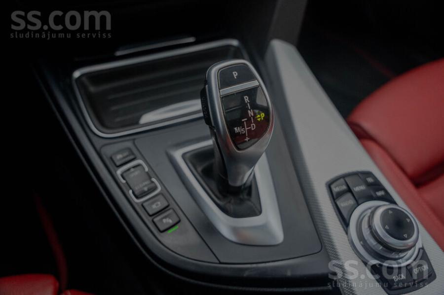 Melns BMW 335 2015 Rīga, ar dzinēja tilpumu 3.00 L un nobraukumu 229 tūkst. km par 13990 €, foto 19 vietnē AUTOMOTO.COM.LV