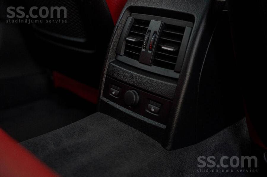 Melns BMW 335 2015 Rīga, ar dzinēja tilpumu 3.00 L un nobraukumu 229 tūkst. km par 13990 €, foto 27 vietnē AUTOMOTO.COM.LV