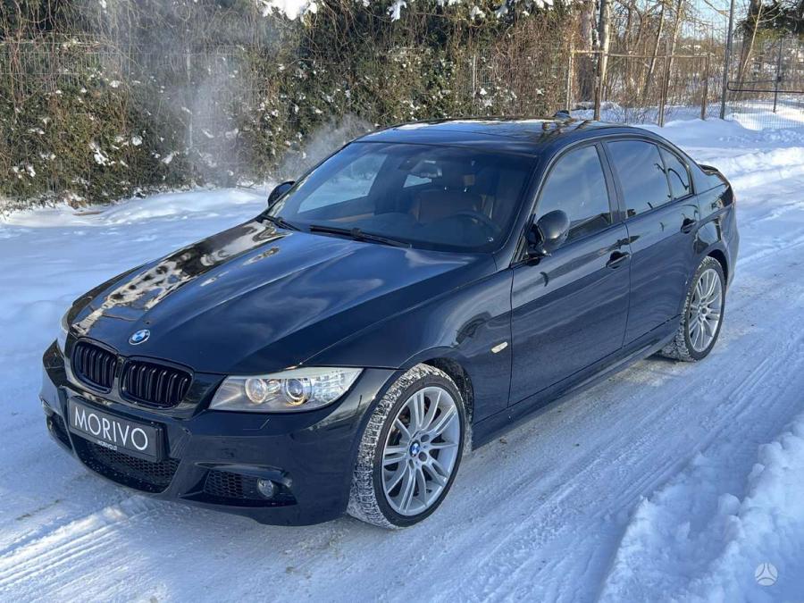 Black BMW 335 2009 in Siauliai, with an engine capacity of 0.00 L and mileage of 205 thousand km for 10500 €, photo 1 on AUTOMOTO.COM.LV