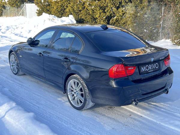 Black BMW 335 2009 in Siauliai, with an engine capacity of 0.00 L and mileage of 205 thousand km for 10500 €, photo 3 on AUTOMOTO.COM.LV