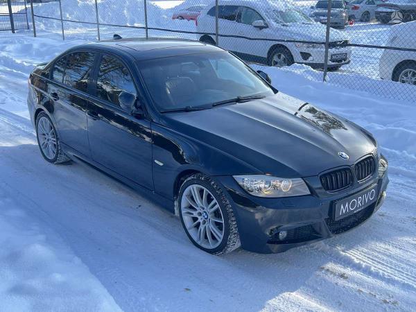 Black BMW 335 2009 in Siauliai, with an engine capacity of 0.00 L and mileage of 205 thousand km for 10500 €, photo 6 on AUTOMOTO.COM.LV