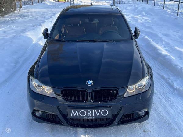 Black BMW 335 2009 in Siauliai, with an engine capacity of 0.00 L and mileage of 205 thousand km for 10500 €, photo 8 on AUTOMOTO.COM.LV