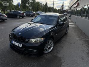 Melns BMW 335 2010 Kauņa, ar dzinēja tilpumu 3.00 L un nobraukumu 275 tūkst. km par 8700 €, foto  vietnē AUTOMOTO.COM.LV