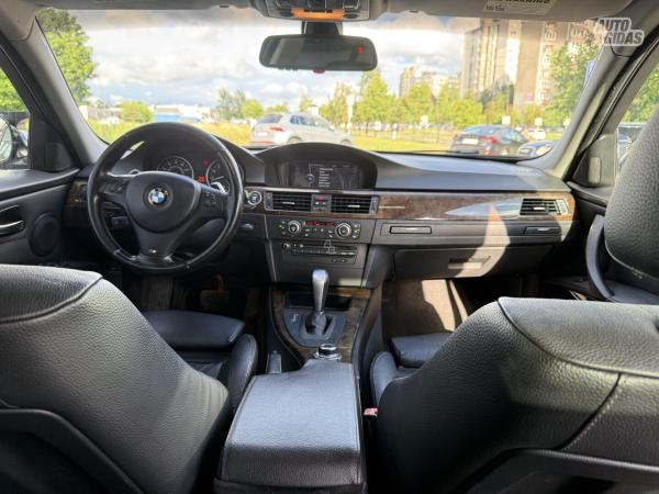 Melns BMW 335 2010 Kauņa, ar dzinēja tilpumu 3.00 L un nobraukumu 275 tūkst. km par 8700 €, foto 8 vietnē AUTOMOTO.COM.LV