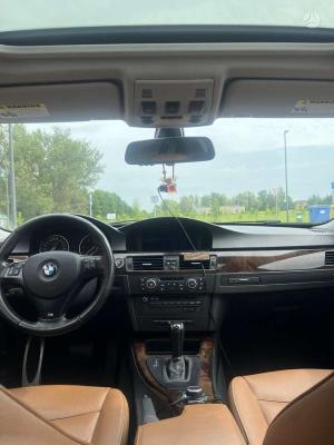 Melns BMW 335 2010 Vilkaviškis, ar dzinēja tilpumu 3.00 L un nobraukumu 328 tūkst. km par 7500 €, foto 8 vietnē AUTOMOTO.COM.LV