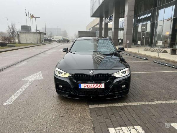 Black BMW 335 2012 in Vilnius, with an engine capacity of 2.98 L and mileage of 173 thousand km for 12500 €, photo 2 on AUTOMOTO.COM.LV