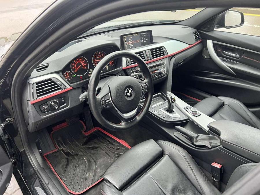 Melns BMW 335 2012 Viļņa, ar dzinēja tilpumu 2.98 L un nobraukumu 173 tūkst. km par 12500 €, foto 17 vietnē AUTOMOTO.COM.LV