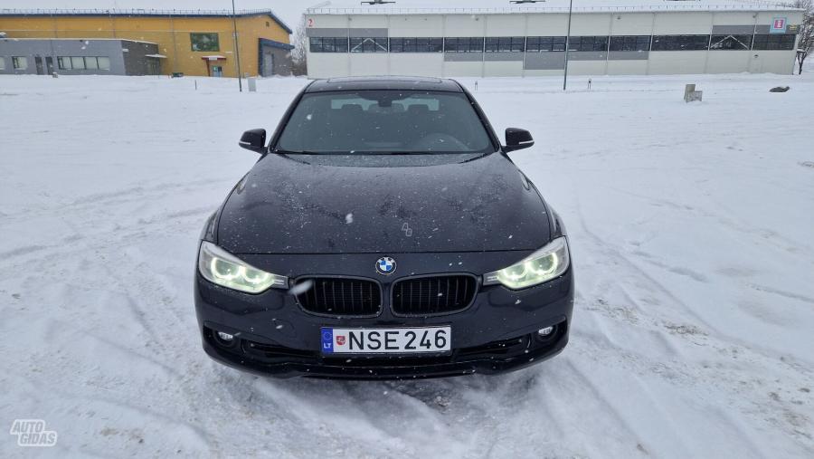 Black BMW 335 2012 in Kaunas, with an engine capacity of 3.00 L and mileage of 101 thousand km for 14500 €, photo 2 on AUTOMOTO.COM.LV