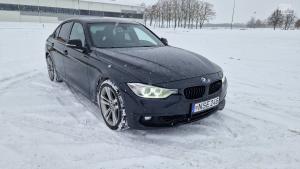 Black BMW 335 2012 in Kaunas, with an engine capacity of 3.00 L and mileage of 101 thousand km for 14500 €, photo 3 on AUTOMOTO.COM.LV