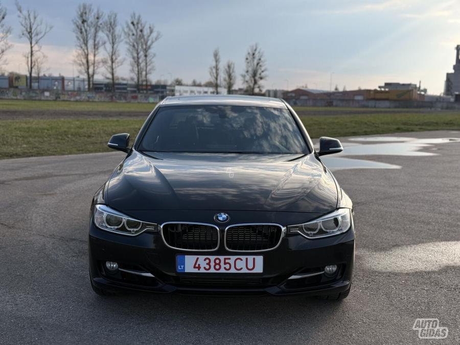 Black BMW 335 2013 in Kaunas, with an engine capacity of 3.00 L and mileage of 153 thousand km for 14000 €, photo 1 on AUTOMOTO.COM.LV